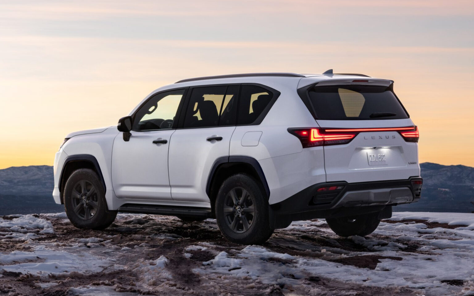 Lexus LX 700h - Bel-Air Lexus